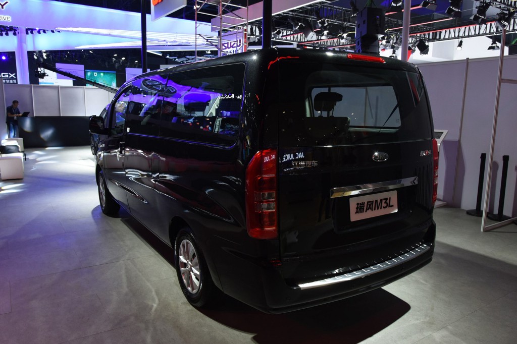 买MPV左挑右选，看了江淮瑞风M3 PLUS才知道：真香！_编辑导购_河南汽车在线